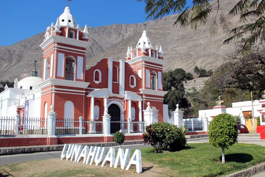 Full day Lunahuaná + Cerro Azul (Básico) - Dolphin Travel Perú